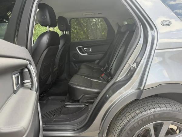 Серый Ленд Ровер Discovery Sport 2018 в Резекне, объемом двигателя 2.00 л и пробегом 241 тыс. км за 12990 €, фото 10 на AUTOMOTO.COM.LV