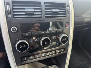 Серый Ленд Ровер Discovery Sport 2018 в Резекне, объемом двигателя 2.00 л и пробегом 241 тыс. км за 12990 €, фото 12 на AUTOMOTO.COM.LV