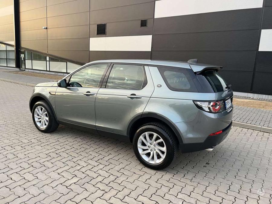 Pelēks Land Rover Discovery Sport 2018 Panevēža, ar dzinēja tilpumu 2.00 L un nobraukumu 171 tūkst. km par 12200 €, foto 15 vietnē AUTOMOTO.COM.LV