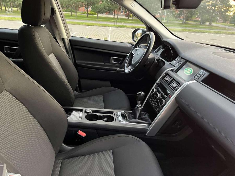 Pelēks Land Rover Discovery Sport 2018 Panevēža, ar dzinēja tilpumu 2.00 L un nobraukumu 171 tūkst. km par 12200 €, foto 29 vietnē AUTOMOTO.COM.LV