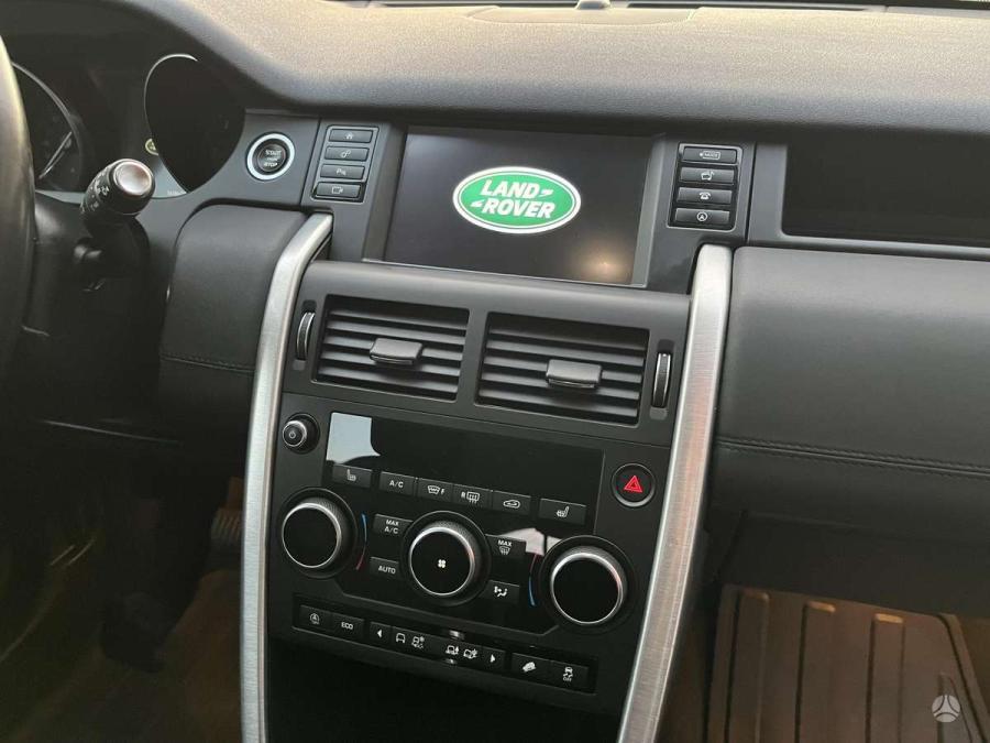 Pelēks Land Rover Discovery Sport 2018 Panevēža, ar dzinēja tilpumu 2.00 L un nobraukumu 171 tūkst. km par 12200 €, foto 31 vietnē AUTOMOTO.COM.LV