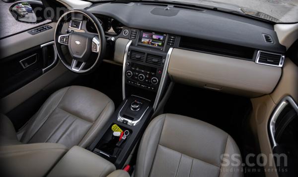 Grey Land Rover Discovery Sport 2018 in Jelgava, with an engine capacity of 2.00 L and mileage of 0 thousand km for 12500 €, photo 11 on AUTOMOTO.COM.LV