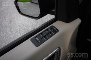 Серый Ленд Ровер Discovery Sport 2018 в Елгава, объемом двигателя 2.00 л и пробегом 0 тыс. км за 12500 €, фото 17 на AUTOMOTO.COM.LV