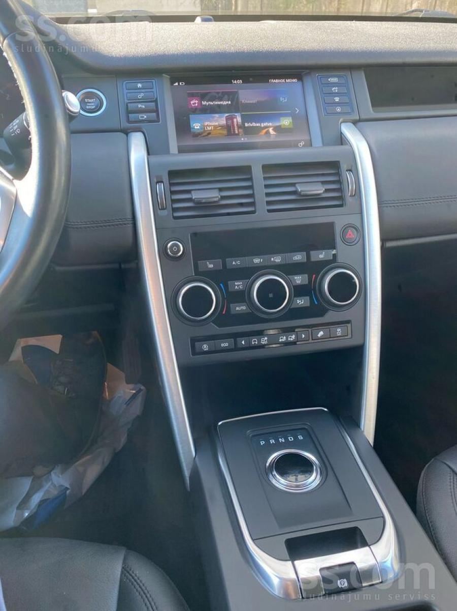 Pelēks Land Rover Discovery Sport 2018 Rīga, ar dzinēja tilpumu 2.00 L un nobraukumu 102 tūkst. km par 10750 €, foto 12 vietnē AUTOMOTO.COM.LV