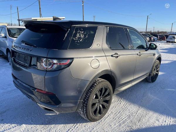 Grey Land Rover Discovery Sport 2019 in Panevezys, with an engine capacity of 2.00 L and mileage of 100 thousand km for 12500 €, photo 4 on AUTOMOTO.COM.LV