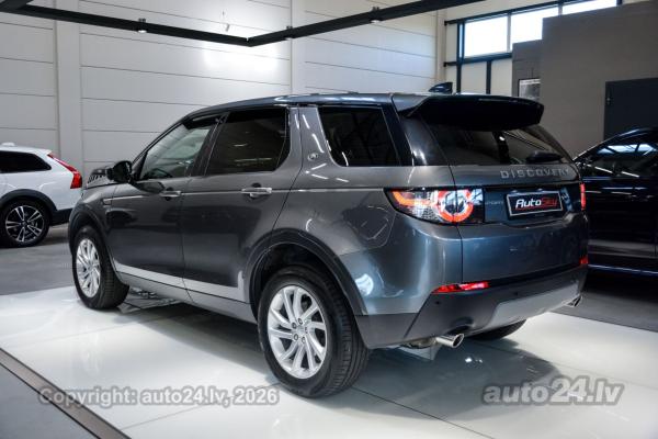 Pelēks Land Rover Discovery Sport 2019 Tallina, ar dzinēja tilpumu 2.00 L un nobraukumu 85 tūkst. km par 17900 €, foto 5 vietnē AUTOMOTO.COM.LV