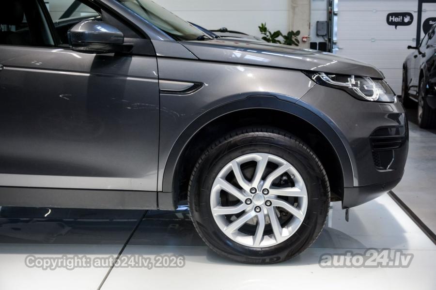 Pelēks Land Rover Discovery Sport 2019 Tallina, ar dzinēja tilpumu 2.00 L un nobraukumu 85 tūkst. km par 17900 €, foto 8 vietnē AUTOMOTO.COM.LV