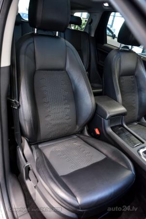 Pelēks Land Rover Discovery Sport 2019 Tallina, ar dzinēja tilpumu 2.00 L un nobraukumu 85 tūkst. km par 17900 €, foto 10 vietnē AUTOMOTO.COM.LV