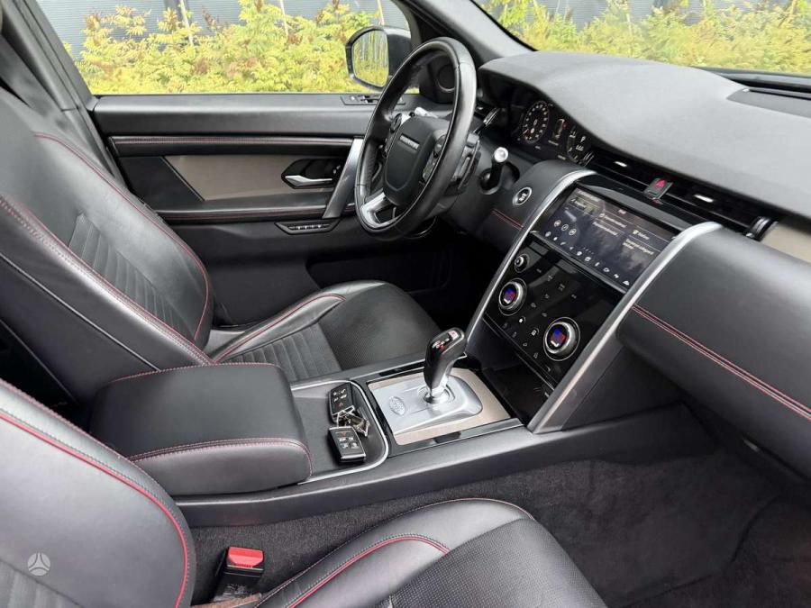 Серый Ленд Ровер Discovery Sport 2019 в Вильнюс, объемом двигателя 2.00 л и пробегом 127 тыс. км за 16450 €, фото 28 на AUTOMOTO.COM.LV