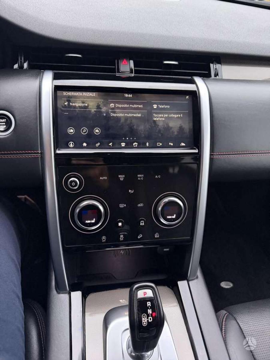 Серый Ленд Ровер Discovery Sport 2019 в Вильнюс, объемом двигателя 2.00 л и пробегом 127 тыс. км за 16450 €, фото 38 на AUTOMOTO.COM.LV