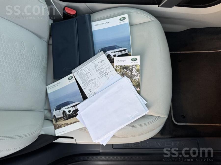 Grey Land Rover Discovery Sport 2019 in Riga, with an engine capacity of 2.00 L and mileage of 0 thousand km for 13749 €, photo 18 on AUTOMOTO.COM.LV