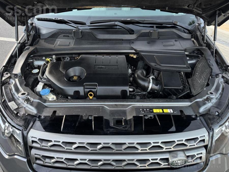 Grey Land Rover Discovery Sport 2019 in Riga, with an engine capacity of 2.00 L and mileage of 0 thousand km for 13749 €, photo 20 on AUTOMOTO.COM.LV
