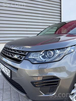 Pelēks Land Rover Discovery Sport 2019 Rīga, ar dzinēja tilpumu 2.00 L un nobraukumu 215 tūkst. km par 12999 €, foto 3 vietnē AUTOMOTO.COM.LV
