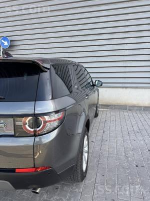 Pelēks Land Rover Discovery Sport 2019 Rīga, ar dzinēja tilpumu 2.00 L un nobraukumu 215 tūkst. km par 12999 €, foto 6 vietnē AUTOMOTO.COM.LV