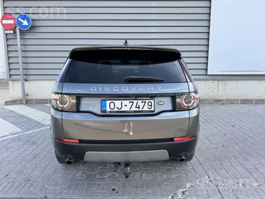 Pelēks Land Rover Discovery Sport 2019 Rīga, ar dzinēja tilpumu 2.00 L un nobraukumu 215 tūkst. km par 12999 €, foto 7 vietnē AUTOMOTO.COM.LV