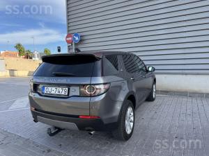 Pelēks Land Rover Discovery Sport 2019 Rīga, ar dzinēja tilpumu 2.00 L un nobraukumu 215 tūkst. km par 12999 €, foto 13 vietnē AUTOMOTO.COM.LV