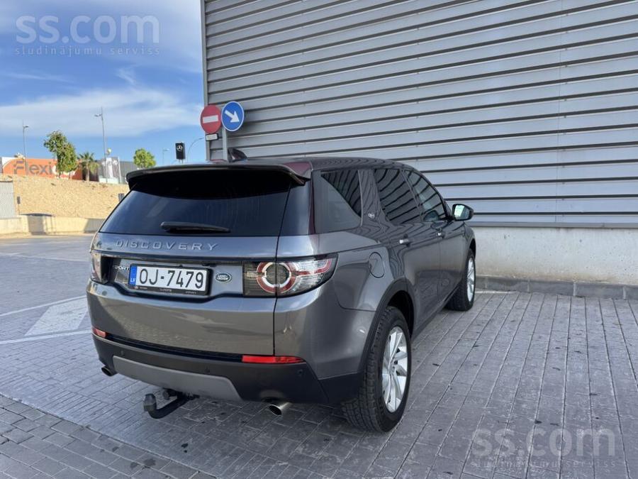 Pelēks Land Rover Discovery Sport 2019 Rīga, ar dzinēja tilpumu 2.00 L un nobraukumu 215 tūkst. km par 12999 €, foto 13 vietnē AUTOMOTO.COM.LV