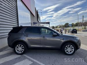 Pelēks Land Rover Discovery Sport 2019 Rīga, ar dzinēja tilpumu 2.00 L un nobraukumu 215 tūkst. km par 12999 €, foto 17 vietnē AUTOMOTO.COM.LV