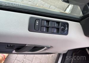 Pelēks Land Rover Discovery Sport 2019 Rīga, ar dzinēja tilpumu 2.00 L un nobraukumu 215 tūkst. km par 12999 €, foto 28 vietnē AUTOMOTO.COM.LV