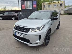 Pelēks Land Rover Discovery Sport 2020 Rīga, ar dzinēja tilpumu 2.00 L un nobraukumu 54 tūkst. km par 25690 €, foto  vietnē AUTOMOTO.COM.LV