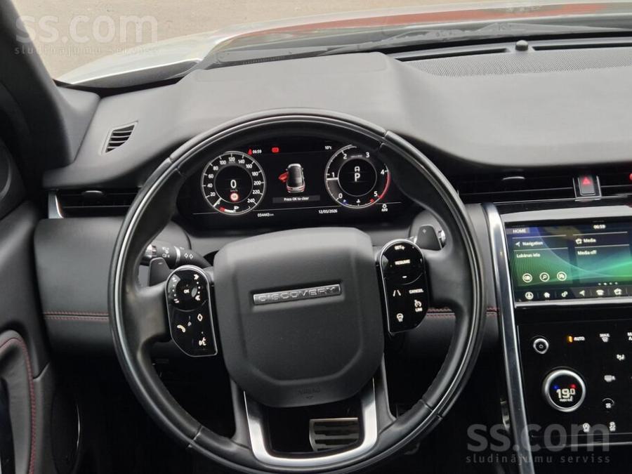 Pelēks Land Rover Discovery Sport 2020 Rīga, ar dzinēja tilpumu 2.00 L un nobraukumu 54 tūkst. km par 25690 €, foto 13 vietnē AUTOMOTO.COM.LV