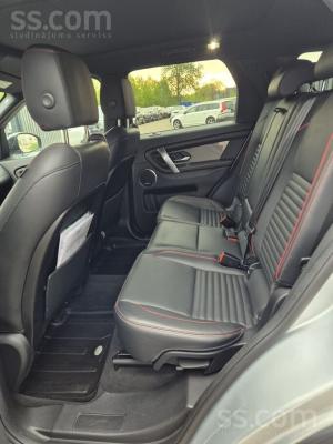 Pelēks Land Rover Discovery Sport 2020 Rīga, ar dzinēja tilpumu 2.00 L un nobraukumu 54 tūkst. km par 25690 €, foto 16 vietnē AUTOMOTO.COM.LV