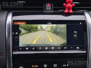 Pelēks Land Rover Discovery Sport 2020 Rīga, ar dzinēja tilpumu 2.00 L un nobraukumu 54 tūkst. km par 25690 €, foto 18 vietnē AUTOMOTO.COM.LV