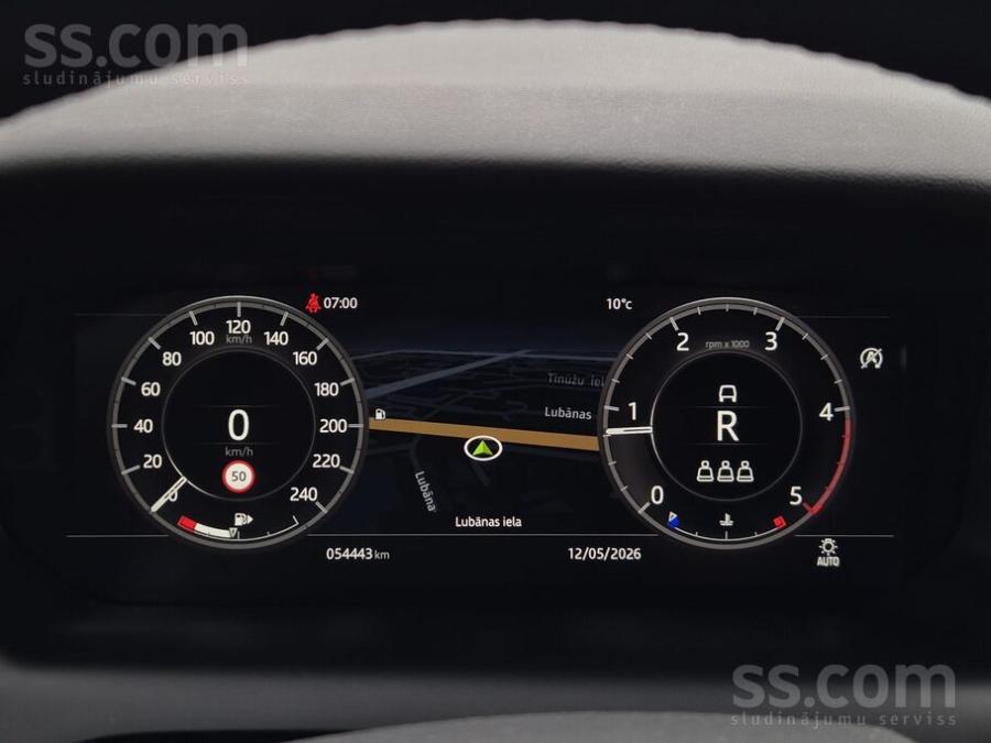 Pelēks Land Rover Discovery Sport 2020 Rīga, ar dzinēja tilpumu 2.00 L un nobraukumu 54 tūkst. km par 25690 €, foto 22 vietnē AUTOMOTO.COM.LV