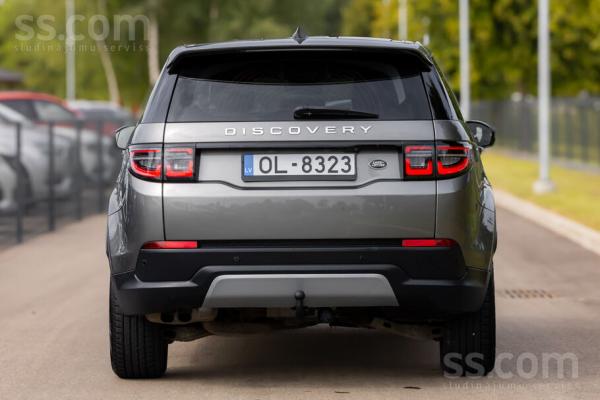 Land Rover Discovery Sport 2020 in Jelgava on AUTOMOTO.COM.LV Grey Land Rover Discovery Sport 2020 in Jelgava, with an engine capacity of 2.00 L and mileage of 146 thousand km for 15250 €, photo 6 on AUTOMOTO.COM.LV