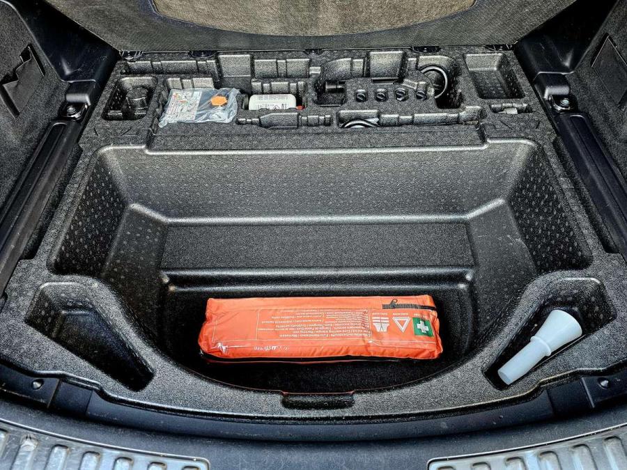 Серый Ленд Ровер Discovery Sport 2020 в Таураге, объемом двигателя 2.00 л и пробегом 200 тыс. км за 16300 €, фото 50 на AUTOMOTO.COM.LV