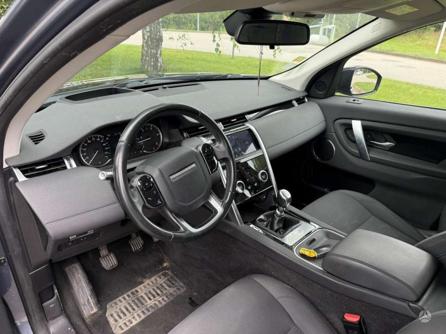 Pelēks Land Rover Discovery Sport 2020 Tauragė, ar dzinēja tilpumu 2.00 L un nobraukumu 140 tūkst. km par 12300 €, foto 10 vietnē AUTOMOTO.COM.LV