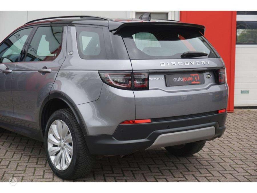 Pelēks Land Rover Discovery Sport 2020 Panevēža, ar dzinēja tilpumu 2.00 L un nobraukumu 171 tūkst. km par 15999 €, foto 5 vietnē AUTOMOTO.COM.LV