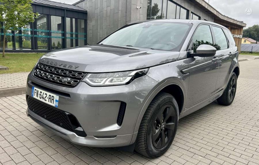 Pelēks Land Rover Discovery Sport 2020 Tauragė, ar dzinēja tilpumu 2.00 L un nobraukumu 162 tūkst. km par 14600 €, foto 1 vietnē AUTOMOTO.COM.LV