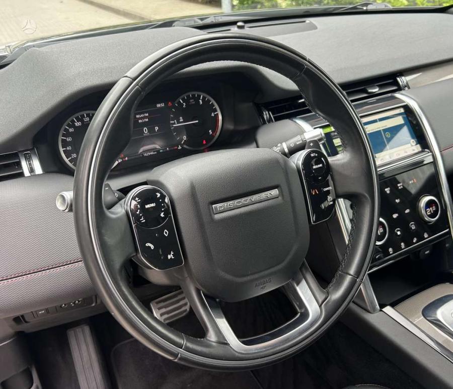 Pelēks Land Rover Discovery Sport 2020 Tauragė, ar dzinēja tilpumu 2.00 L un nobraukumu 162 tūkst. km par 14600 €, foto 13 vietnē AUTOMOTO.COM.LV