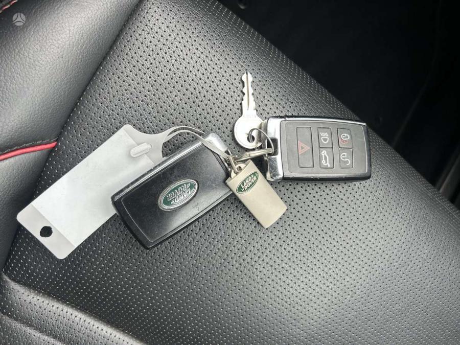 Pelēks Land Rover Discovery Sport 2020 Tauragė, ar dzinēja tilpumu 2.00 L un nobraukumu 162 tūkst. km par 14600 €, foto 26 vietnē AUTOMOTO.COM.LV
