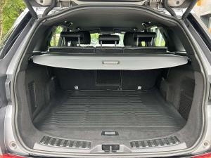 Pelēks Land Rover Discovery Sport 2020 Tauragė, ar dzinēja tilpumu 2.00 L un nobraukumu 162 tūkst. km par 14600 €, foto 28 vietnē AUTOMOTO.COM.LV