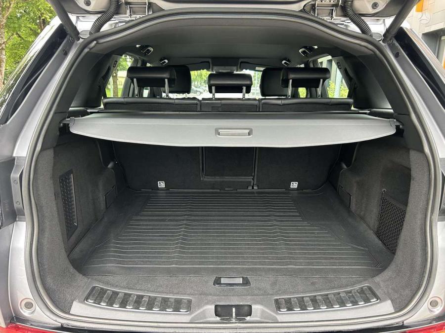 Pelēks Land Rover Discovery Sport 2020 Tauragė, ar dzinēja tilpumu 2.00 L un nobraukumu 162 tūkst. km par 14600 €, foto 28 vietnē AUTOMOTO.COM.LV