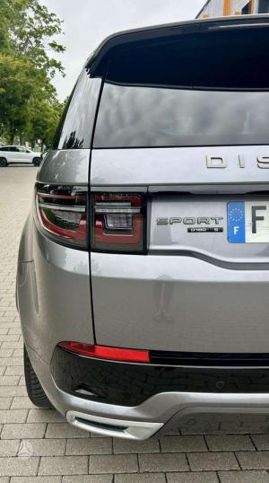 Pelēks Land Rover Discovery Sport 2020 Tauragė, ar dzinēja tilpumu 2.00 L un nobraukumu 162 tūkst. km par 14600 €, foto 31 vietnē AUTOMOTO.COM.LV