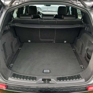 Grey Land Rover Discovery Sport 2020 in Panevezys, with an engine capacity of 2.00 L and mileage of 81 thousand km for 15900 €, photo 14 on AUTOMOTO.COM.LV