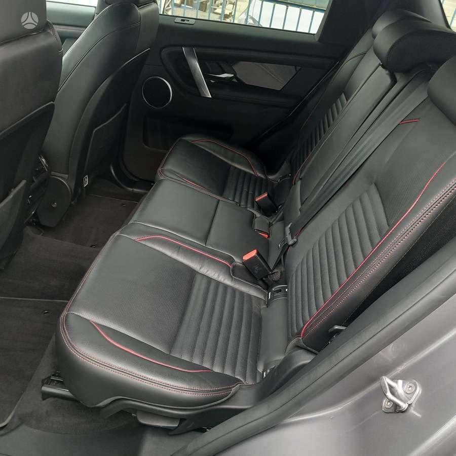 Grey Land Rover Discovery Sport 2020 in Panevezys, with an engine capacity of 2.00 L and mileage of 81 thousand km for 15900 €, photo 15 on AUTOMOTO.COM.LV