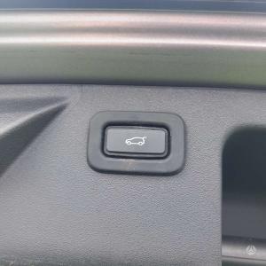 Grey Land Rover Discovery Sport 2020 in Panevezys, with an engine capacity of 2.00 L and mileage of 81 thousand km for 15900 €, photo 25 on AUTOMOTO.COM.LV