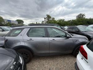Pelēks Land Rover Discovery Sport 2021 Tauragė, ar dzinēja tilpumu 2.00 L un nobraukumu 207 tūkst. km par 13200 €, foto 6 vietnē AUTOMOTO.COM.LV