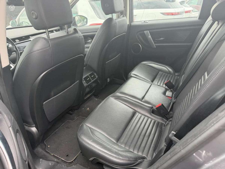 Pelēks Land Rover Discovery Sport 2021 Tauragė, ar dzinēja tilpumu 2.00 L un nobraukumu 207 tūkst. km par 13200 €, foto 10 vietnē AUTOMOTO.COM.LV