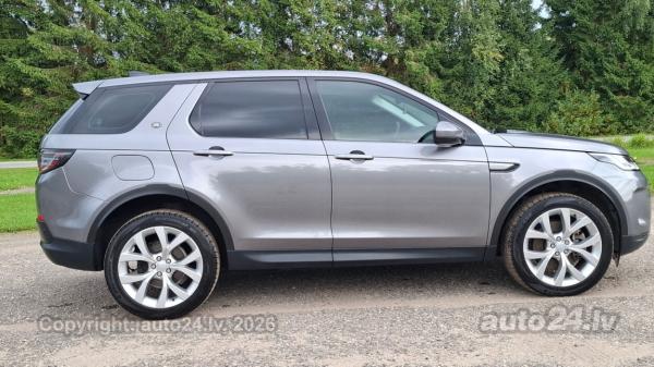 Pelēks Land Rover Discovery Sport 2022 Tallina, ar dzinēja tilpumu 2.00 L un nobraukumu 96 tūkst. km par 32000 €, foto 4 vietnē AUTOMOTO.COM.LV