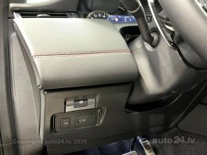 Серый Ленд Ровер Discovery Sport 2022 в Таллин, объемом двигателя 2.00 л и пробегом 47 тыс. км за 43900 €, фото 11 на AUTOMOTO.COM.LV