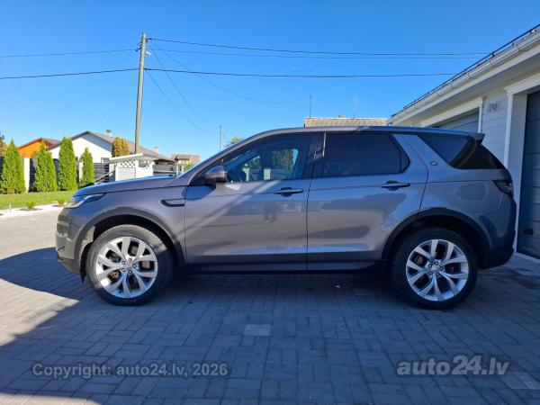 Pelēks Land Rover Discovery Sport 2022 Tartu, ar dzinēja tilpumu 2.00 L un nobraukumu 108 tūkst. km par 28500 €, foto 3 vietnē AUTOMOTO.COM.LV