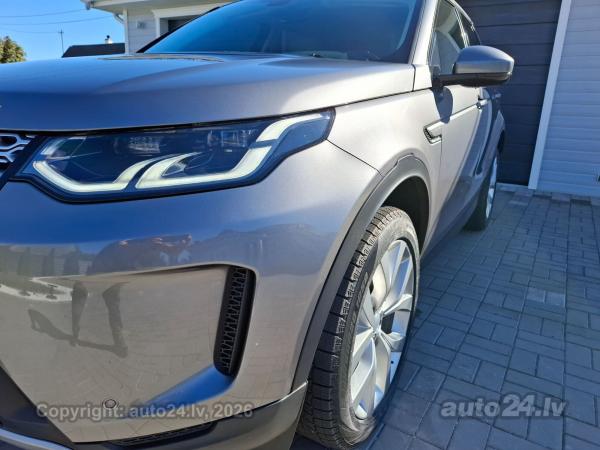 Pelēks Land Rover Discovery Sport 2022 Tartu, ar dzinēja tilpumu 2.00 L un nobraukumu 108 tūkst. km par 28500 €, foto 4 vietnē AUTOMOTO.COM.LV