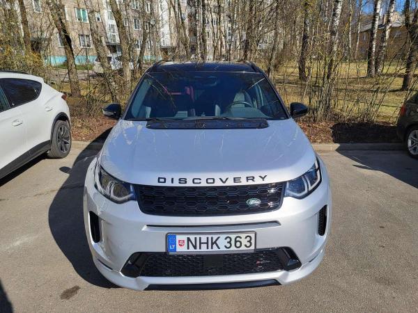 Grey Land Rover Discovery Sport 2023 in Vilnius, with an engine capacity of 2.00 L and mileage of 12 thousand km for 31950 €, photo 3 on AUTOMOTO.COM.LV