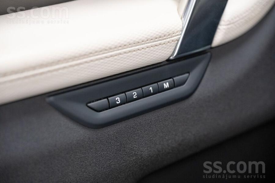 Pelēks Land Rover Discovery Sport 2023 Rīga, ar dzinēja tilpumu 2.00 L un nobraukumu 92 tūkst. km par 26500 €, foto 21 vietnē AUTOMOTO.COM.LV