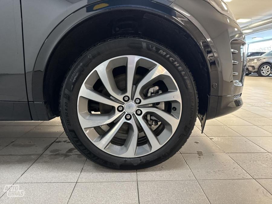 Grey Land Rover Discovery Sport 2025 in Vilnius, with an engine capacity of 2.00 L and mileage of 13 thousand km for 46500 €, photo 27 on AUTOMOTO.COM.LV